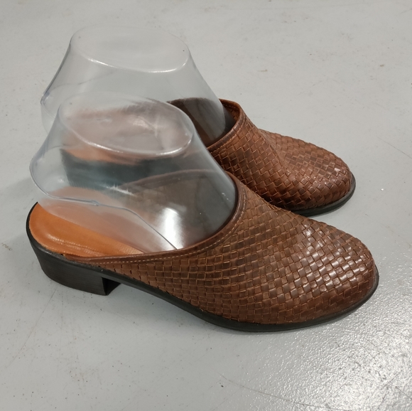 Romano | Shoes | Romano Brazilian Made Woven Mule Clogs Size 6 | Poshmark